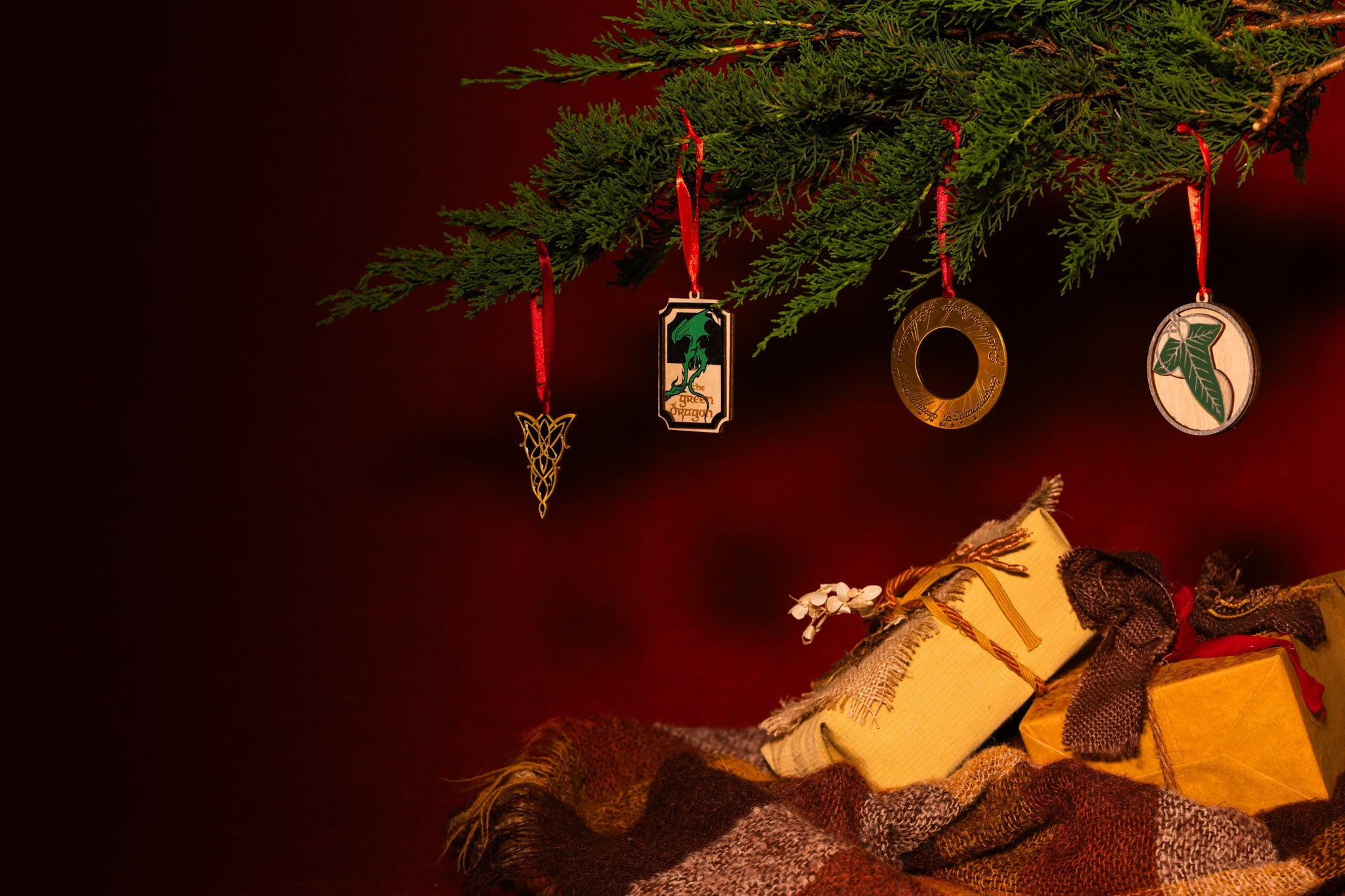 Christmas Decorations – Page 2 – Hobbiton™ Movie Set