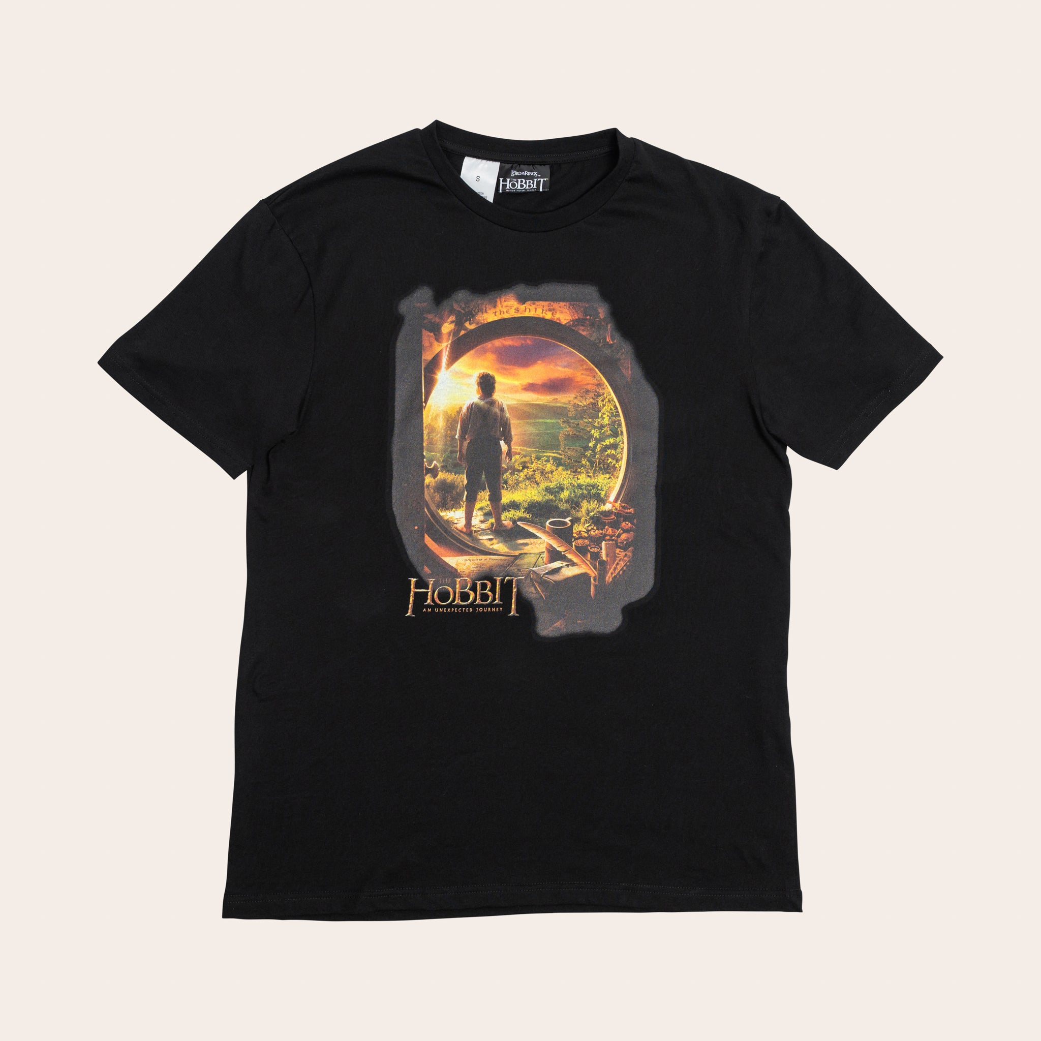 The Hobbit: An Unexpected Journey™ T-Shirt – Hobbiton™ Movie Set