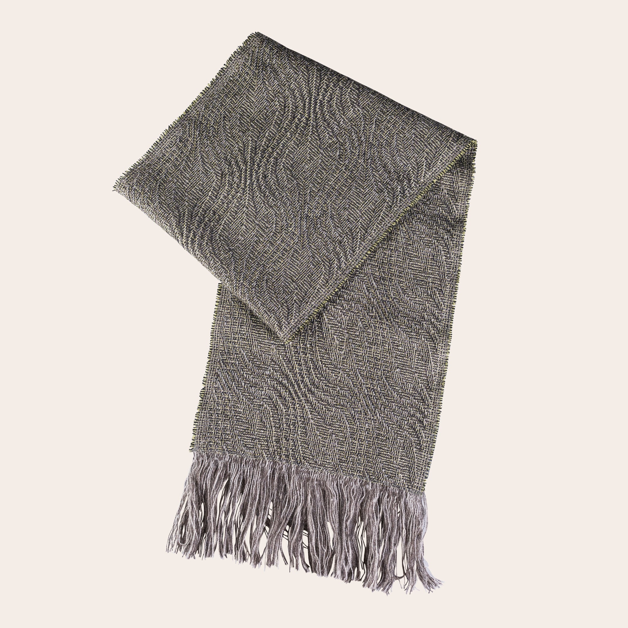 The Lord of the Rings™ Woven Scarf – Hobbiton™ Movie Set